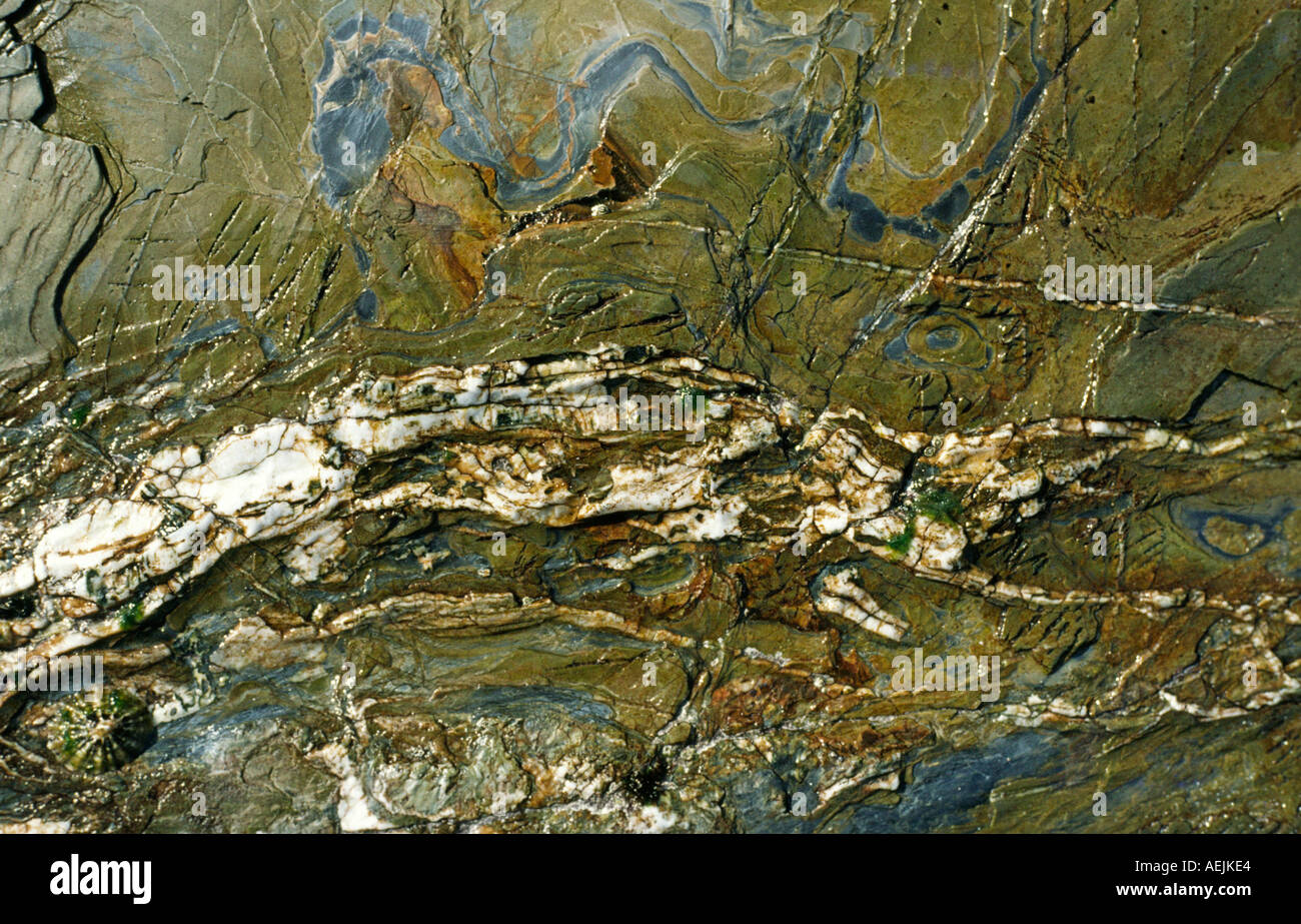 Cornish rock patterns hi-res stock photography and images - Alamy