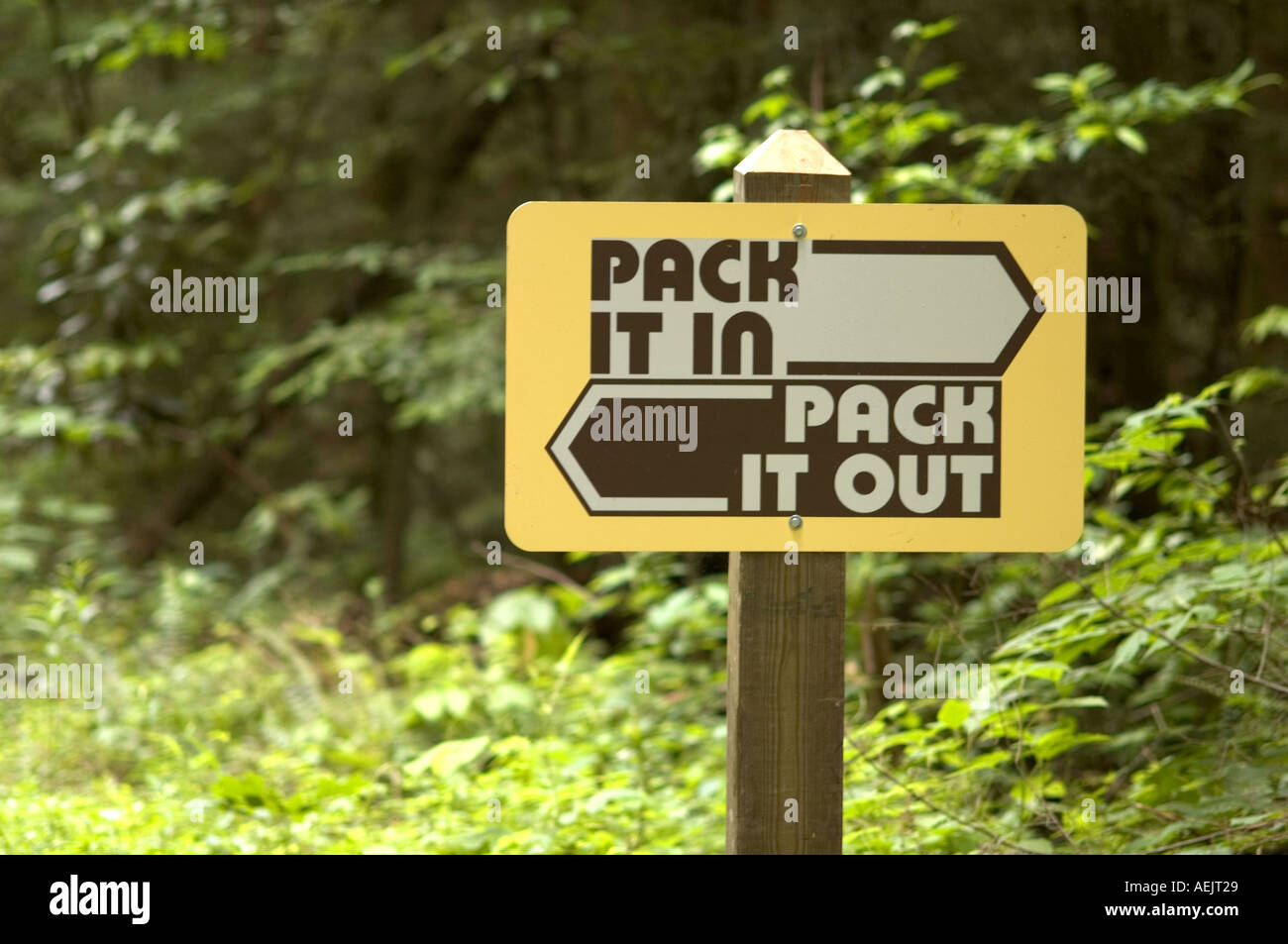 Pack It In Pack It Out Stock Photo: 4472872 - Alamy