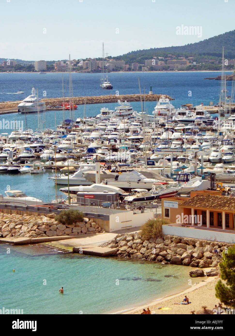 The exclusive area of Puerto Portals, Playa Oratori de Portals,Beach ...