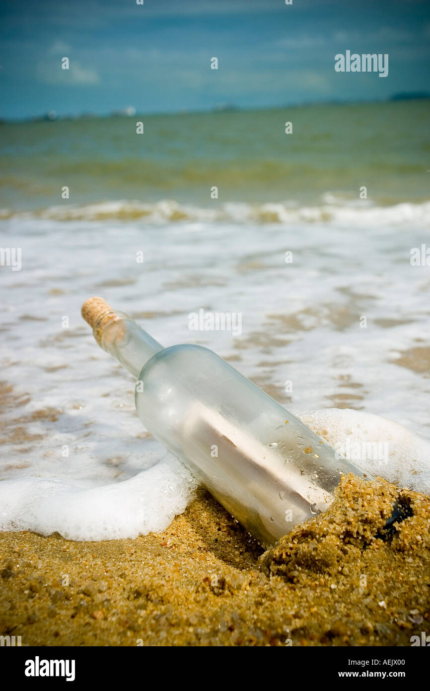 Message in a Bottle Stock Photo - Alamy