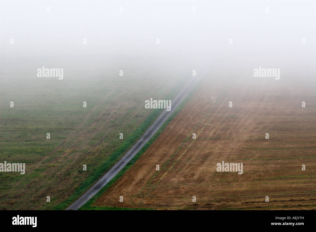 Disappearing hi-res stock photography and images - Alamy