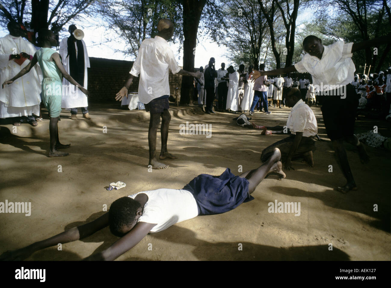 Thin child africa hi-res stock photography and images - Alamy