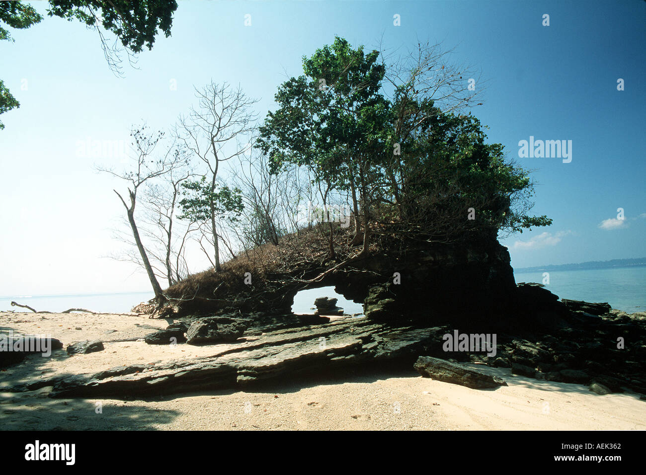 Andamans india rock hi-res stock photography and images - Alamy