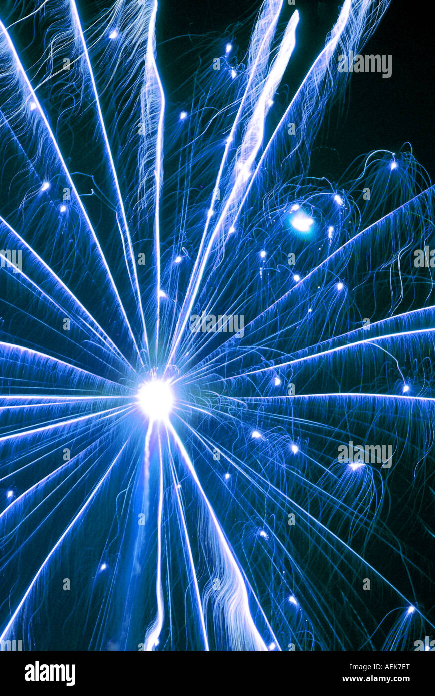 Fire work exploding hi-res stock photography and images - Alamy