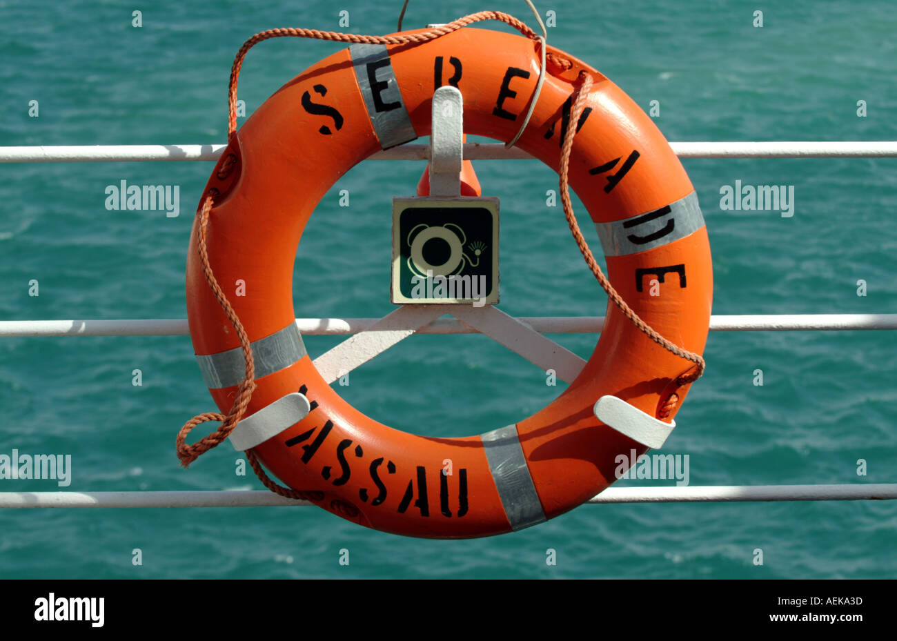 Man overboard cruise ship hi-res stock photography and images - Alamy