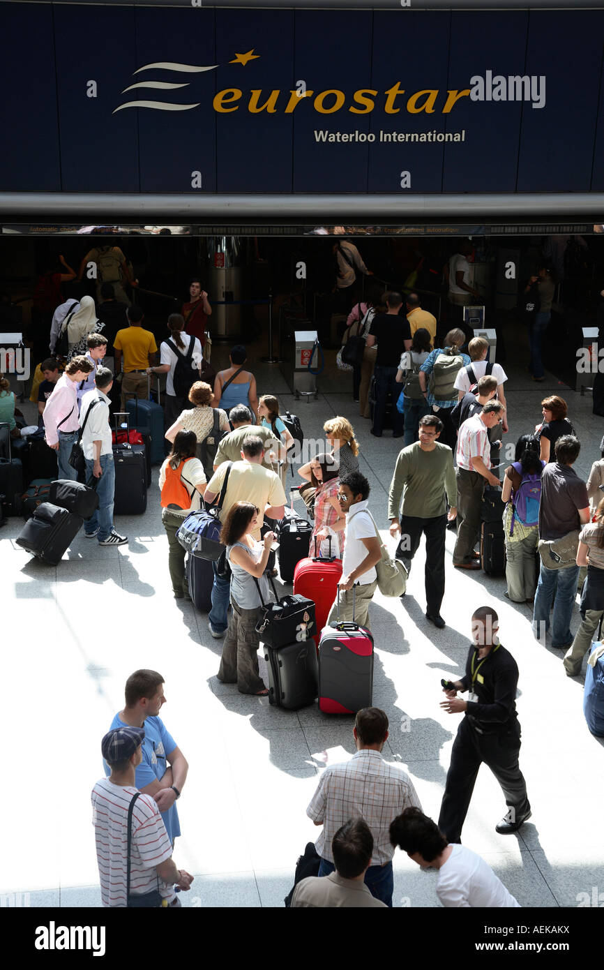 Eurostar Waterloo International train satation check in Stock Photo - Alamy