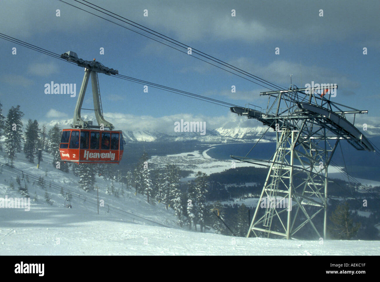 Snow skiing heavenly ski resort hi-res stock photography and images - Alamy