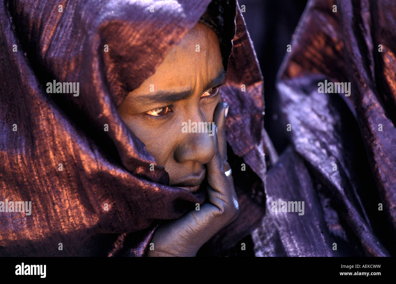 Mali Menaka near Gao Women of Tuareg tribe Stock Photo - Alamy