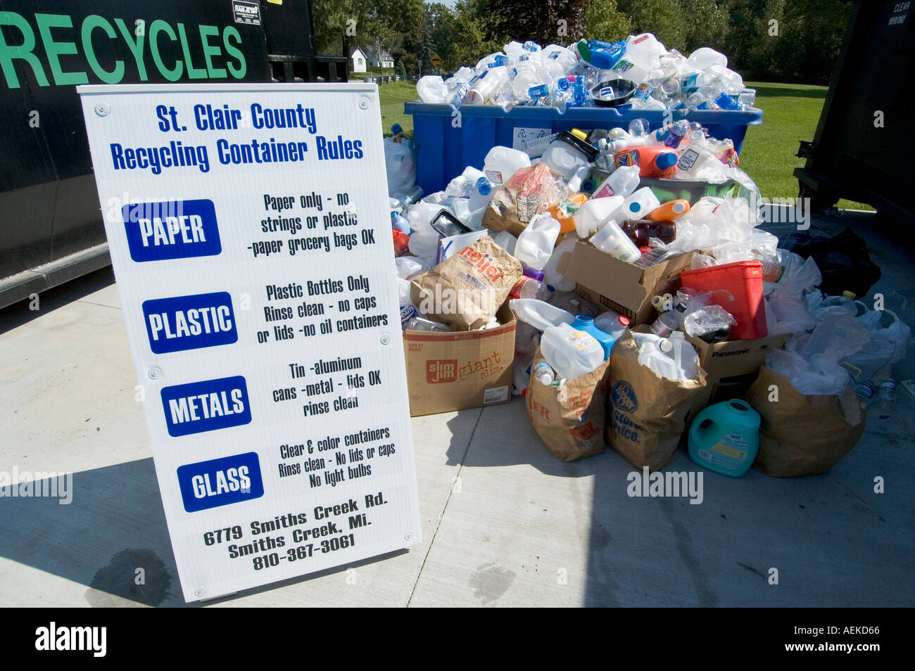 Recycling center for plastic bottles and containers Stock Photo - Alamy
