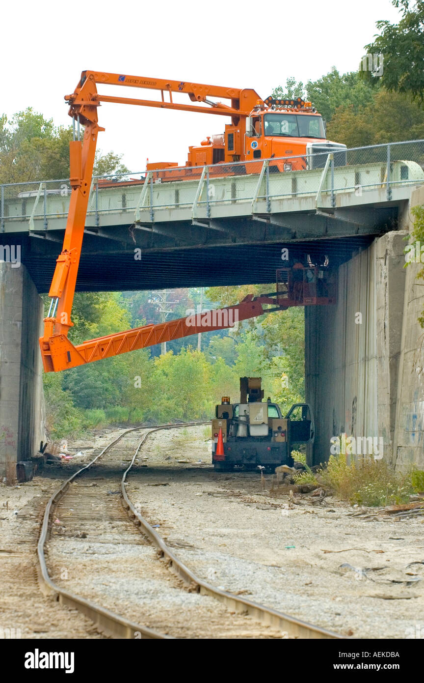 Railroad brid hi-res stock photography and images - Alamy