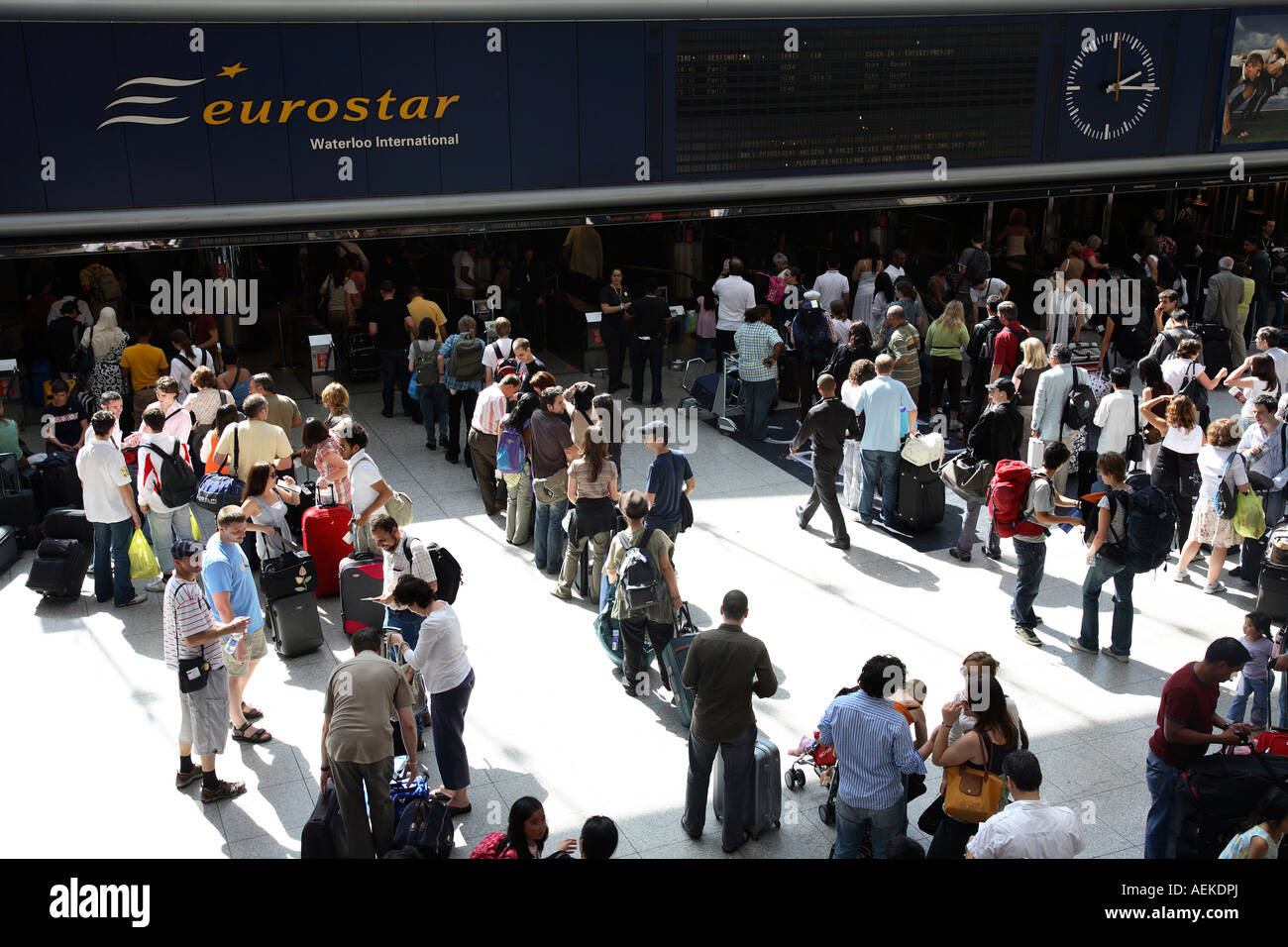 Train satation hi-res stock photography and images - Alamy