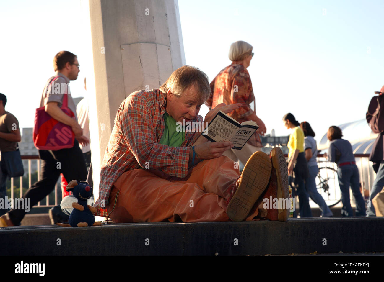 English eccentric man hi-res stock photography and images - Alamy