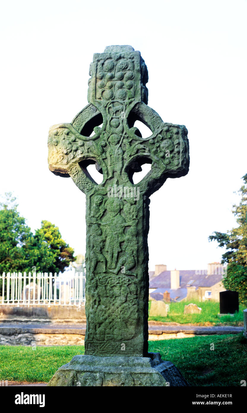 Carved high cross hi-res stock photography and images - Alamy