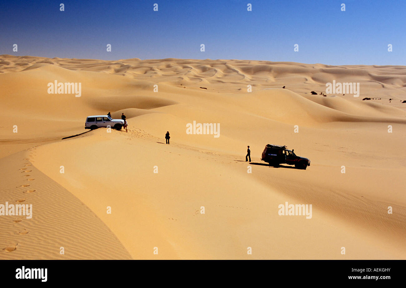 Libya Ubari Sahara Desert People with automobile 4X4 Car Stock Photo ...