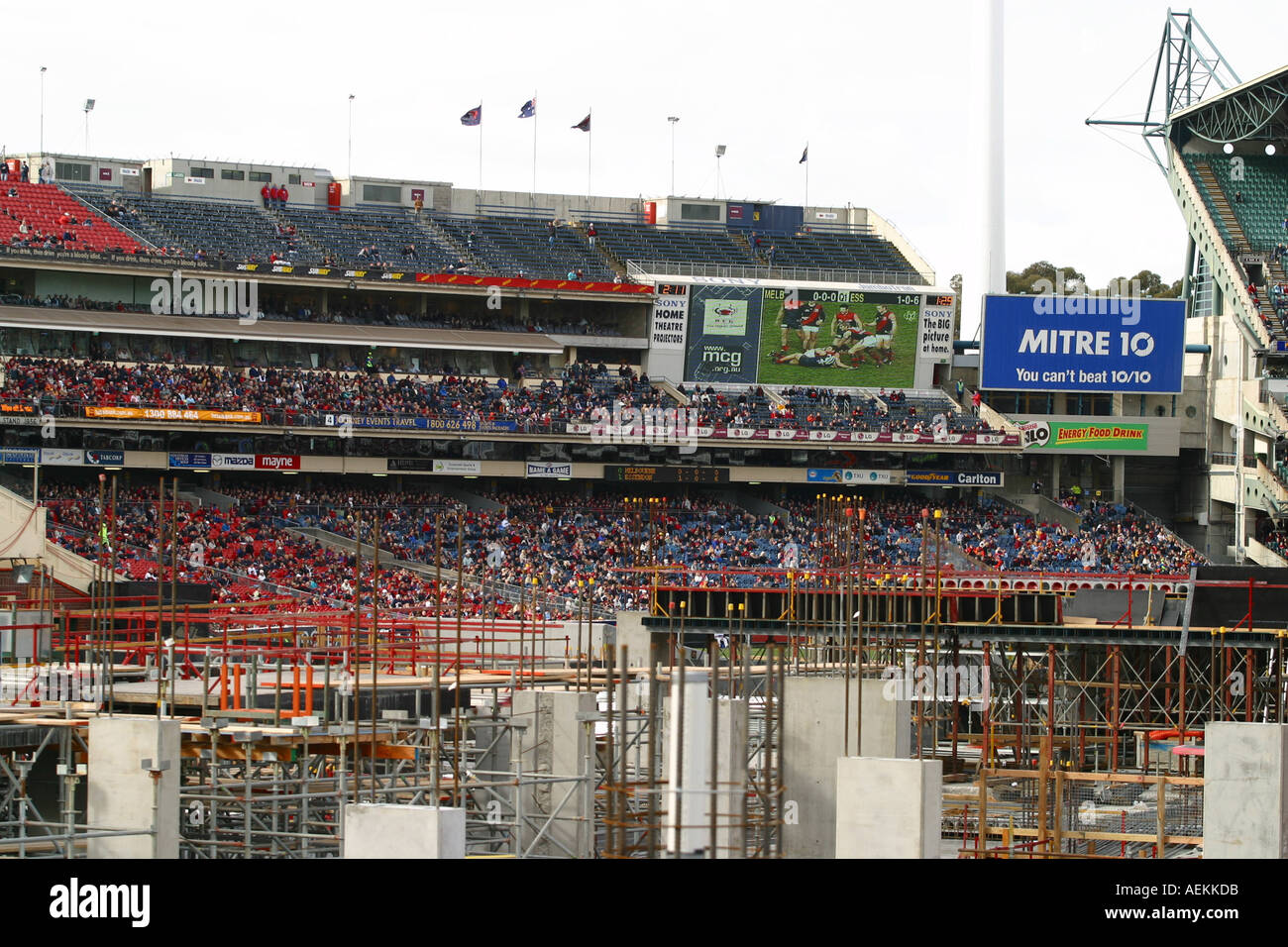 Mcg construction hi-res stock photography and images - Alamy