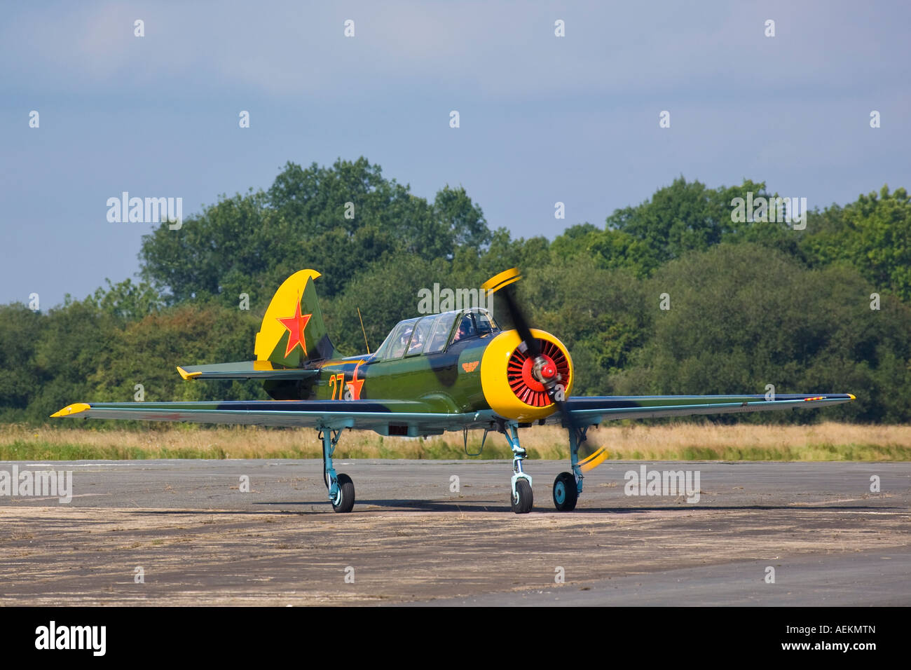 Yak aircraft plane hi-res stock photography and images - Alamy