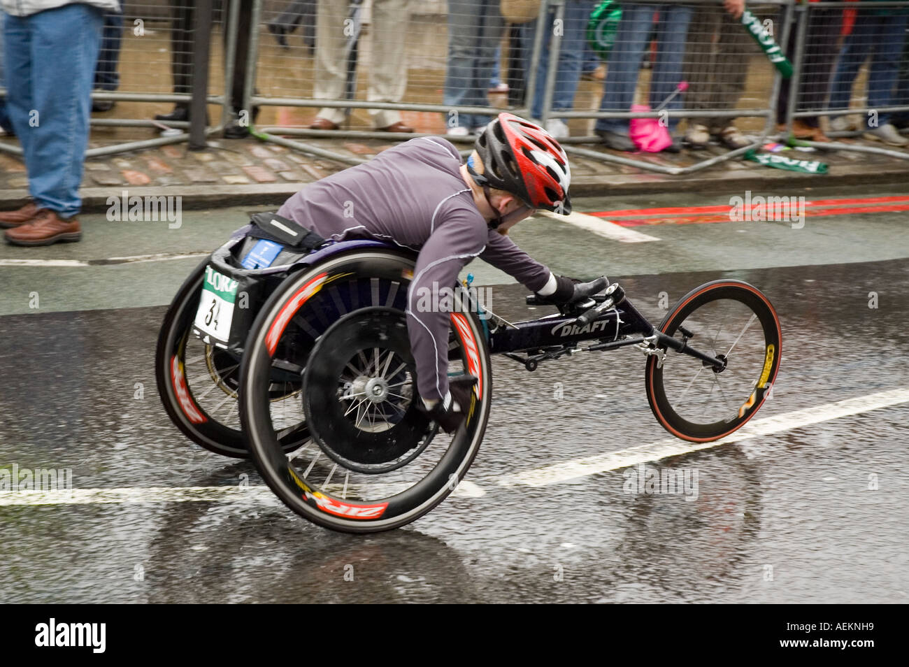 Male Wheelchair Marathon Runner High Resolution Stock Photography and ...