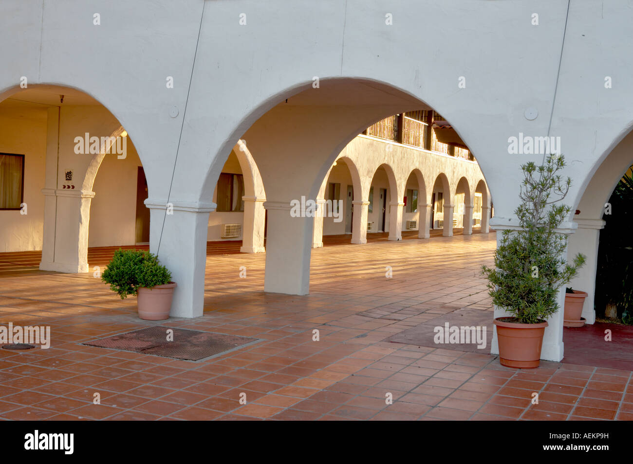 Mission de Oro showing plaza Santa Nella California Stock Photo - Alamy