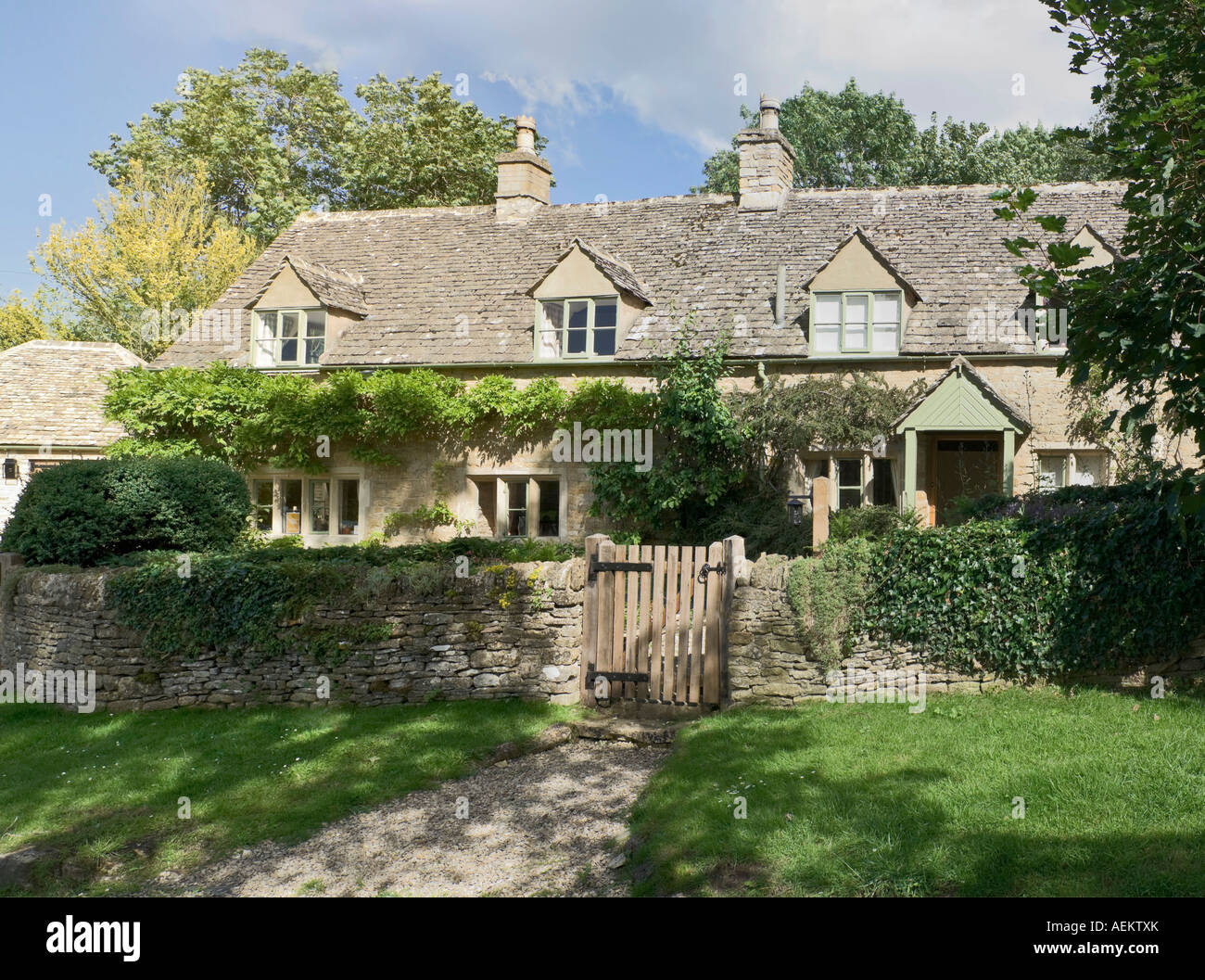 upper slaughter village the cotswolds gloucestershire the midlands ...