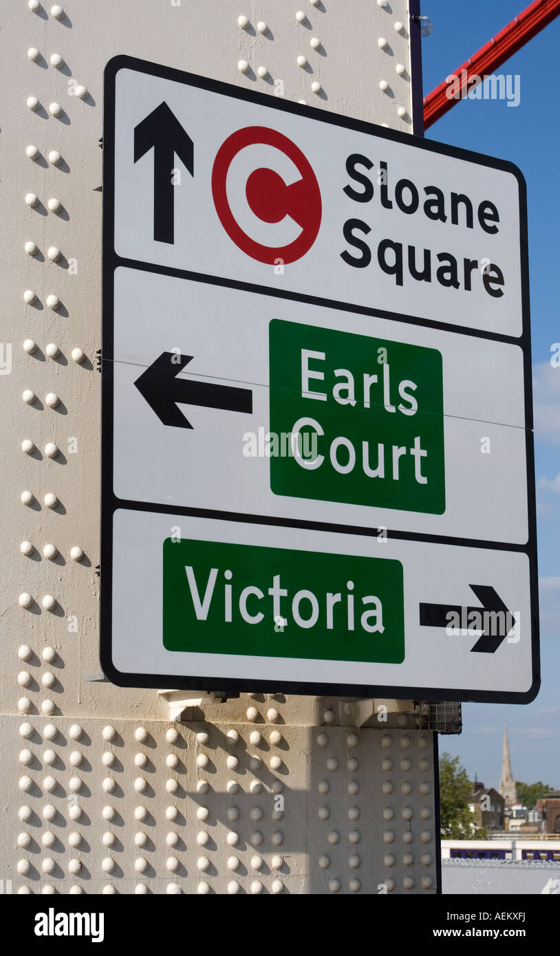 Road Signs Chelsea Bridge River Bridge London England Stock Photo - Alamy