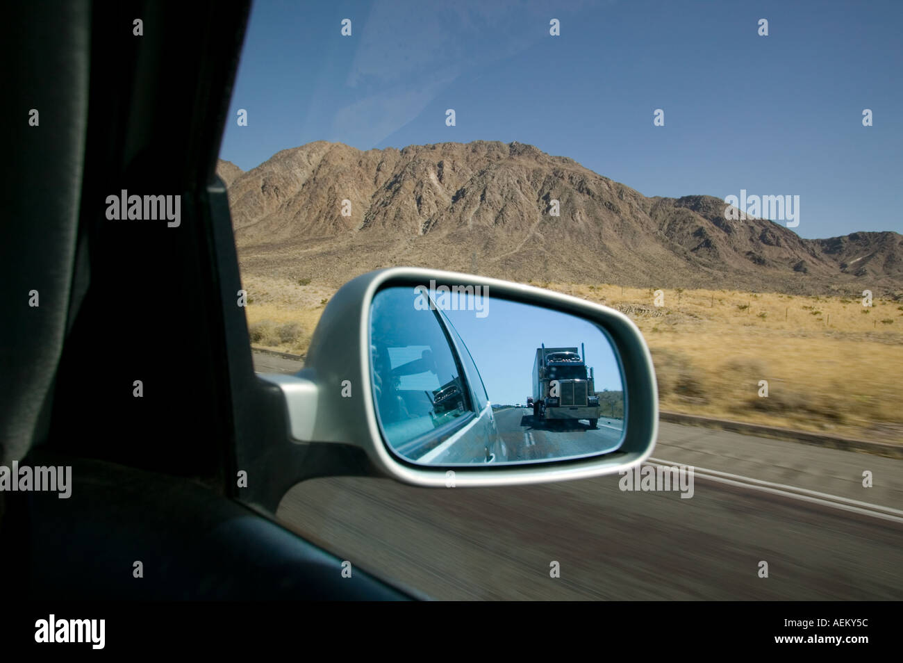 Semi truck in mirror hi-res stock photography and images - Alamy