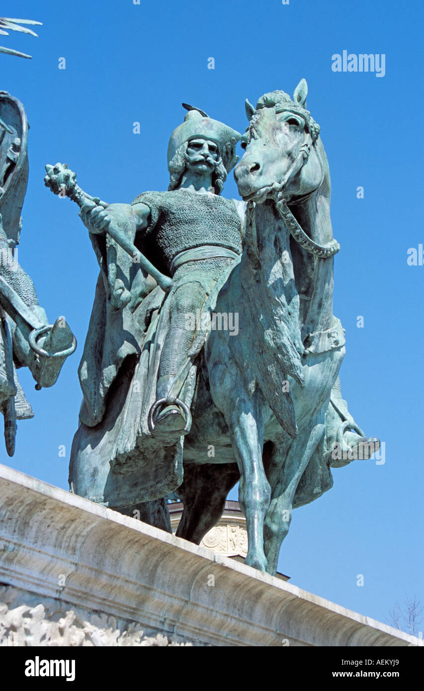 Tribal chieftain hi-res stock photography and images - Alamy