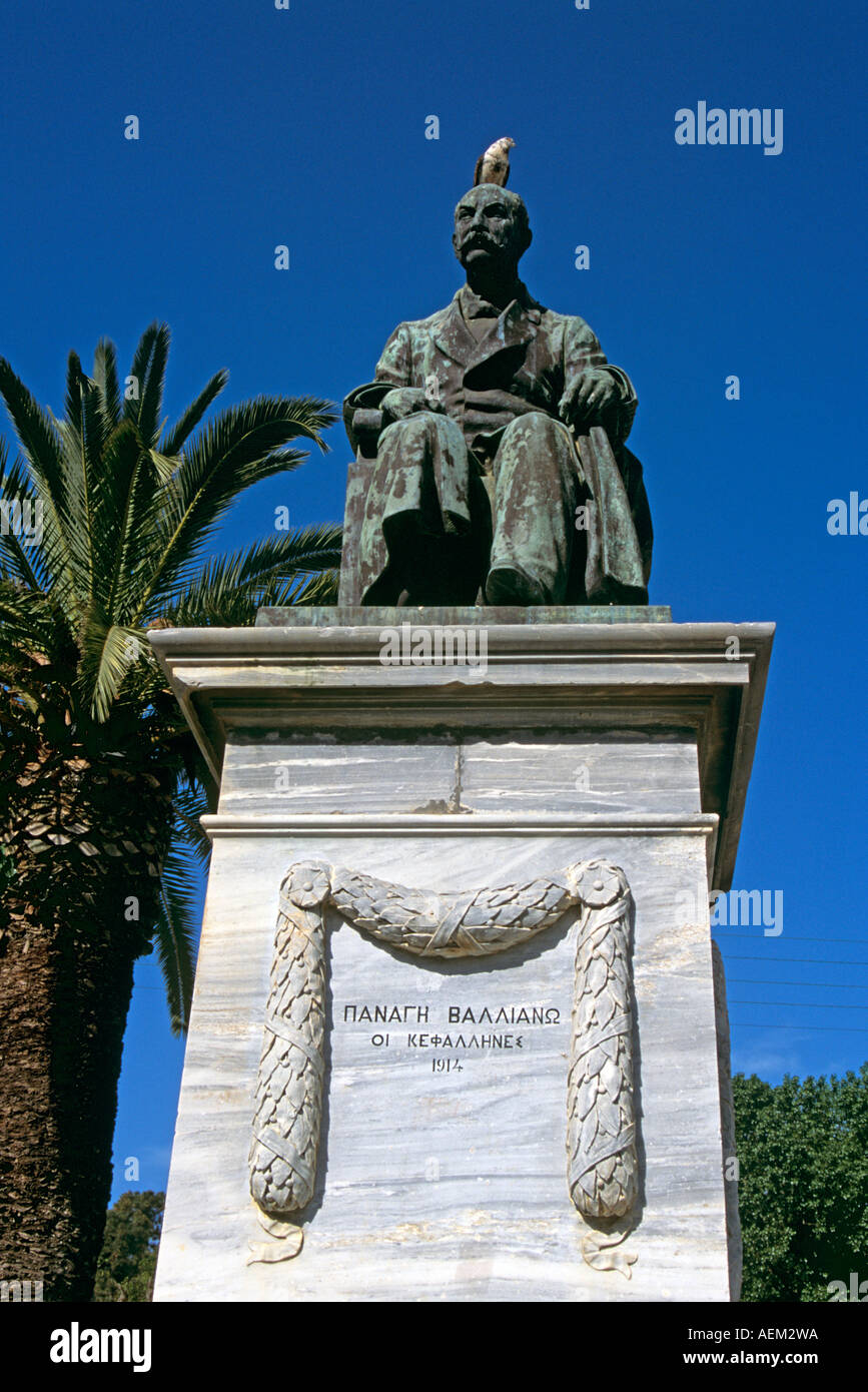 Statue of Panagis Vallianou in the town square, Platia Vallianou ...