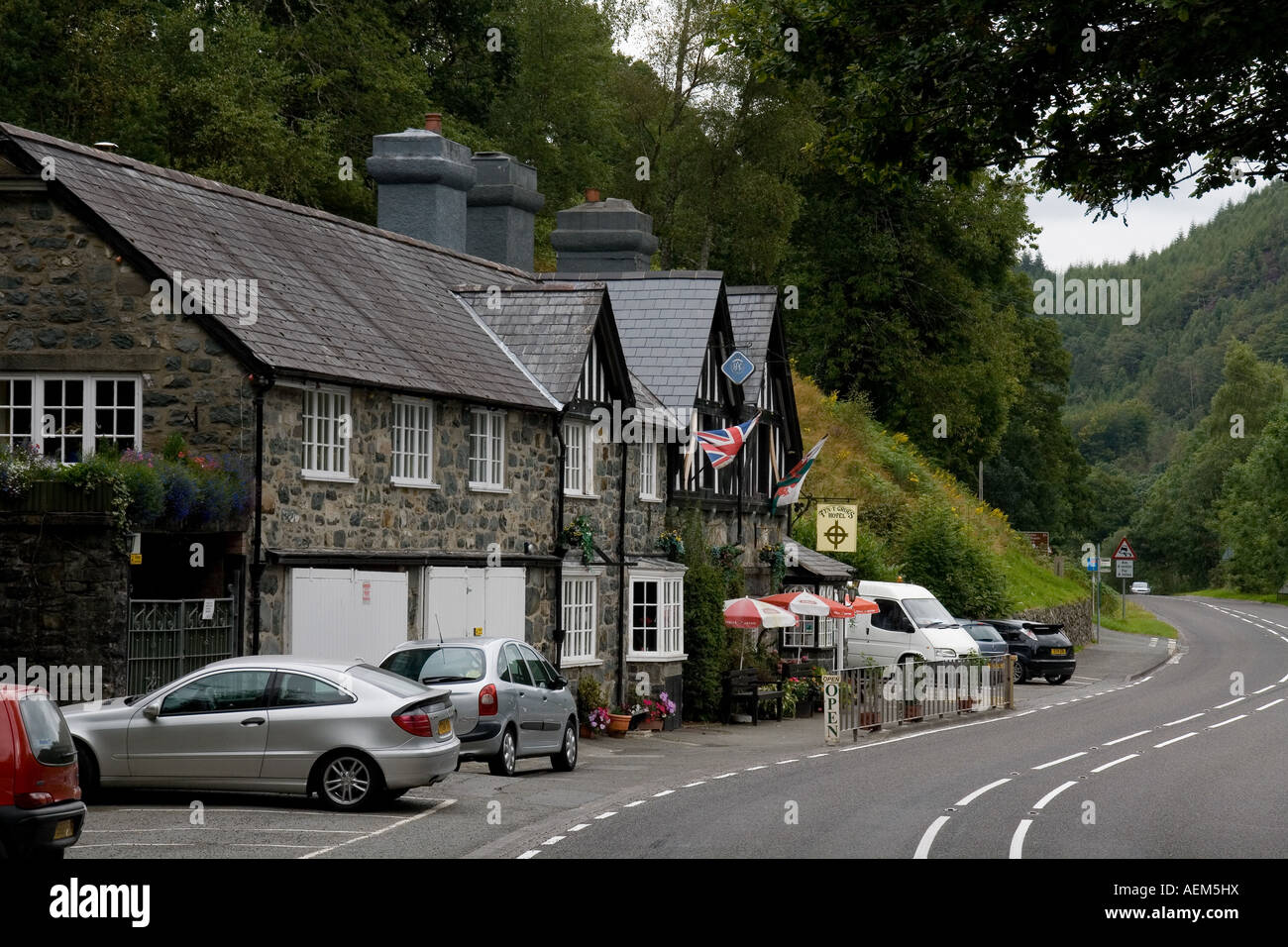 Tyn Y Groes Hotel near Dolgellau, Wales Stock Photo - Alamy