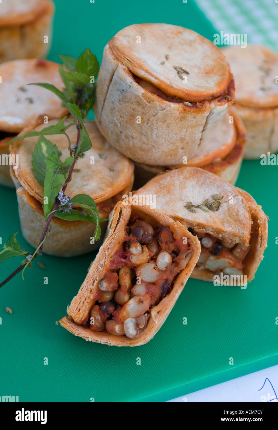 Cardiff riverside hi-res stock photography and images - Alamy