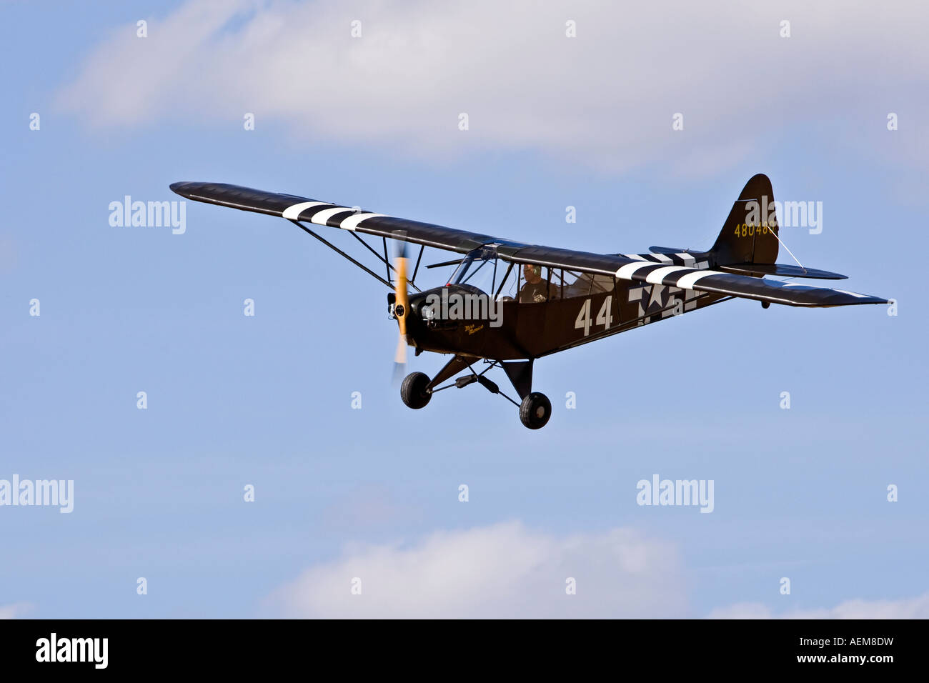 Piper cub military hi-res stock photography and images - Alamy