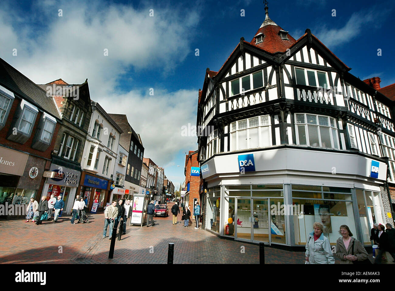 Wrexham town centre hi-res stock photography and images - Alamy
