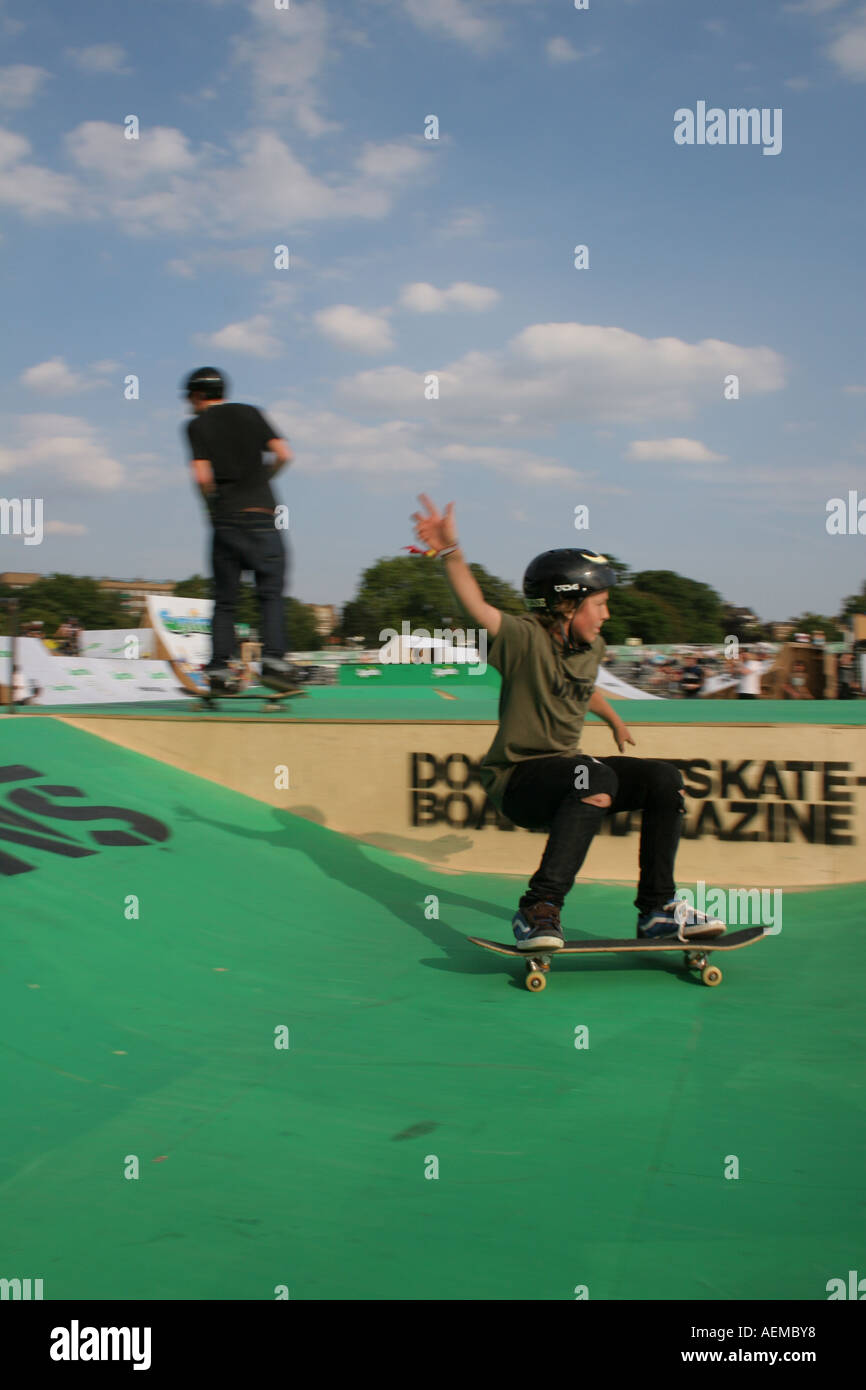 Skateboard, ramp, close up hi-res stock photography and images - Alamy