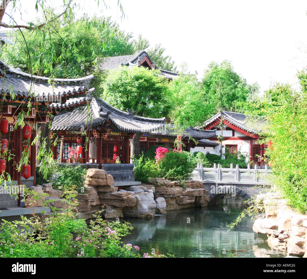 Shantung china hi-res stock photography and images - Alamy