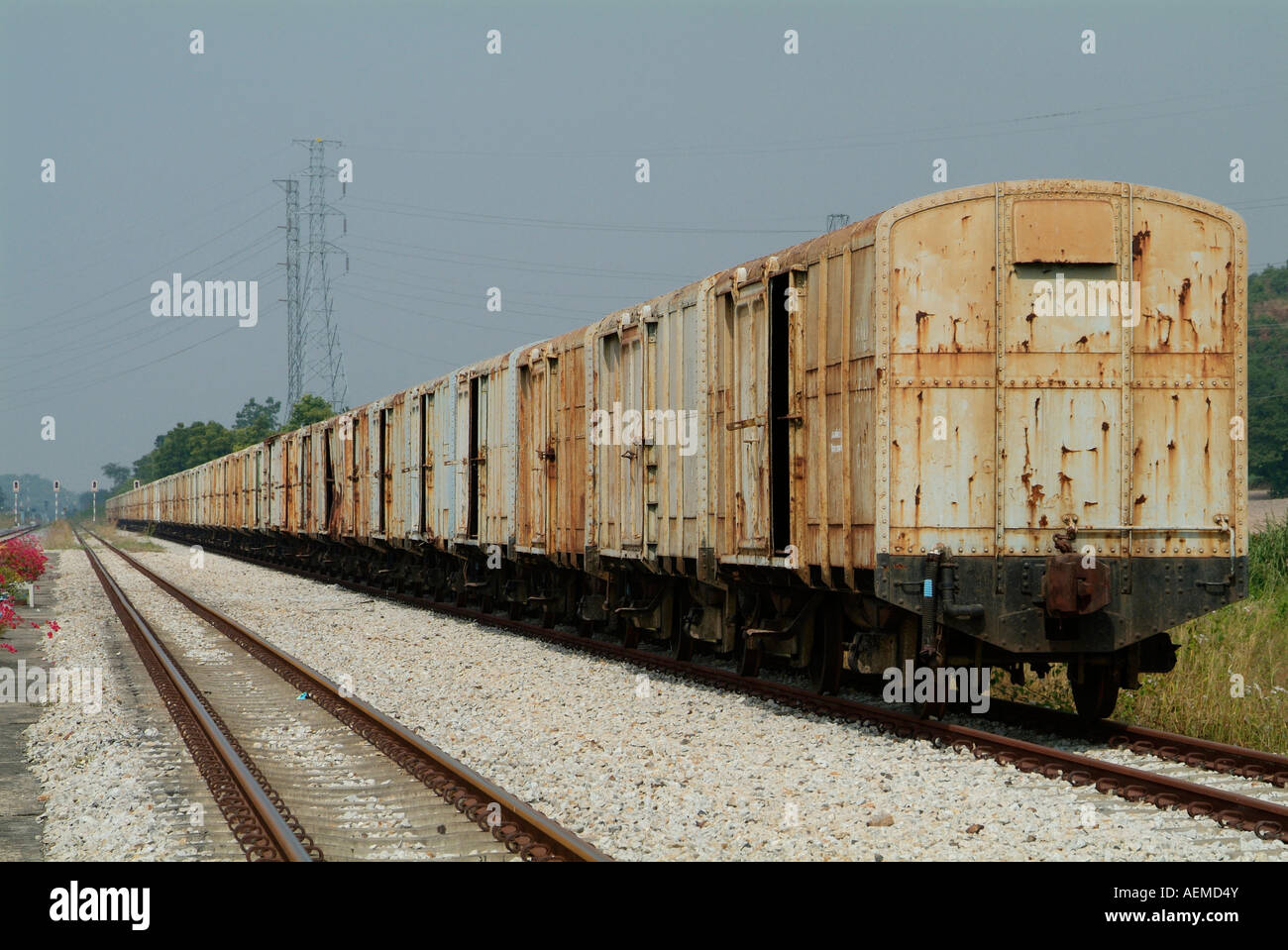 Long freight train hi-res stock photography and images - Alamy Long freight train hi-res stock photography and images - Alamy