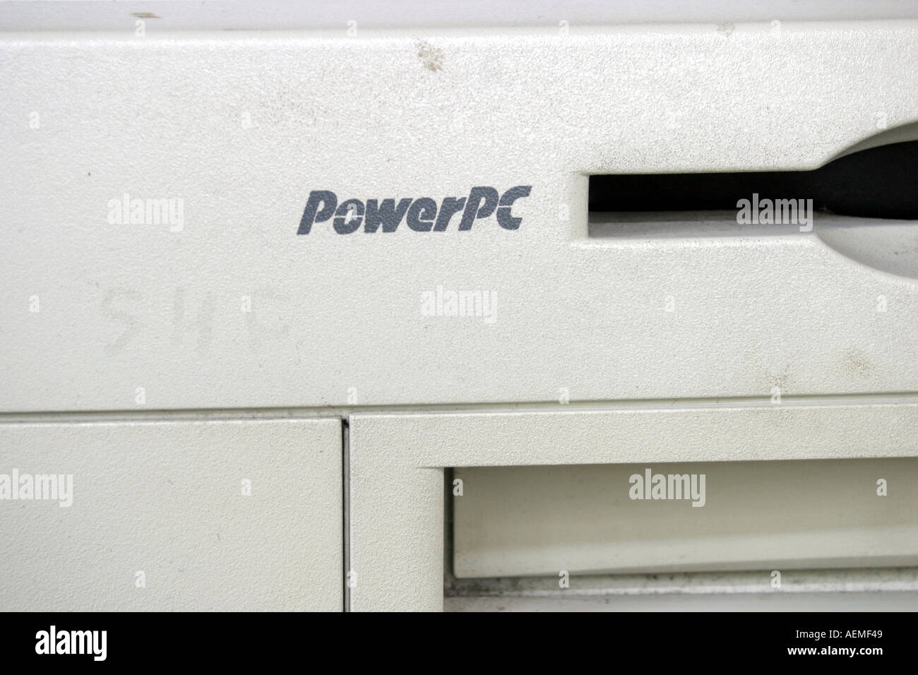 Apple Macintosh Desktop G3 Computer 233 MHz power PC 4 Gigabyte hard ...