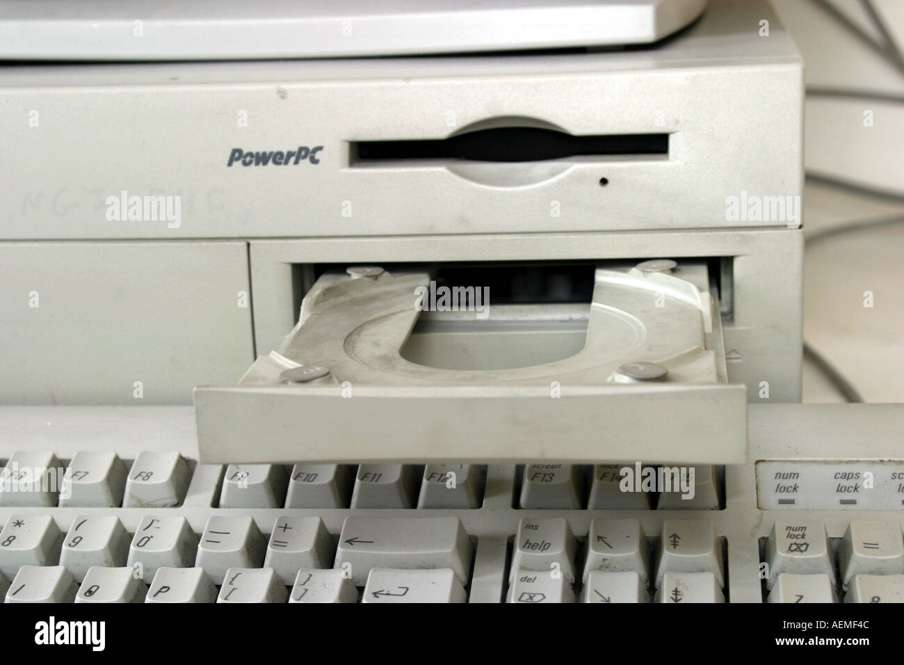 Apple Macintosh Desktop G3 Computer 233 MHz power PC 4 Gigabyte hard ...