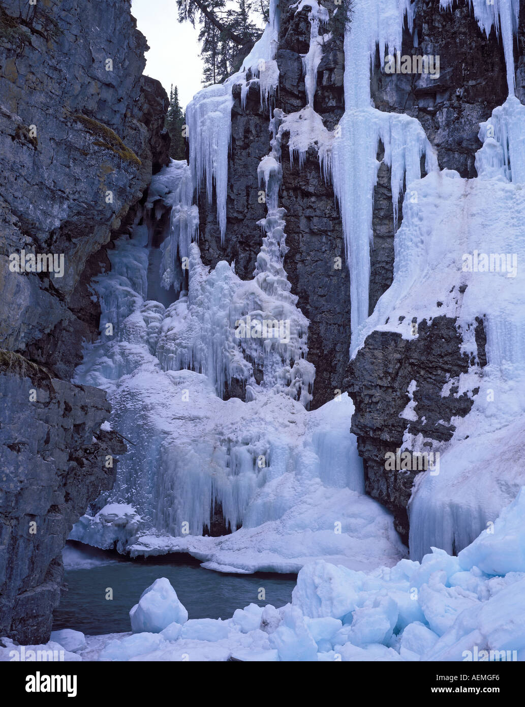 Ice Falls Johnson Canyon Stock Photo - Alamy