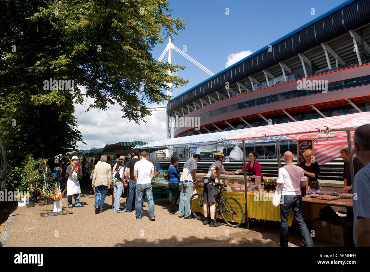 Cardiff Riverside High Resolution Stock Photography and Images - Alamy