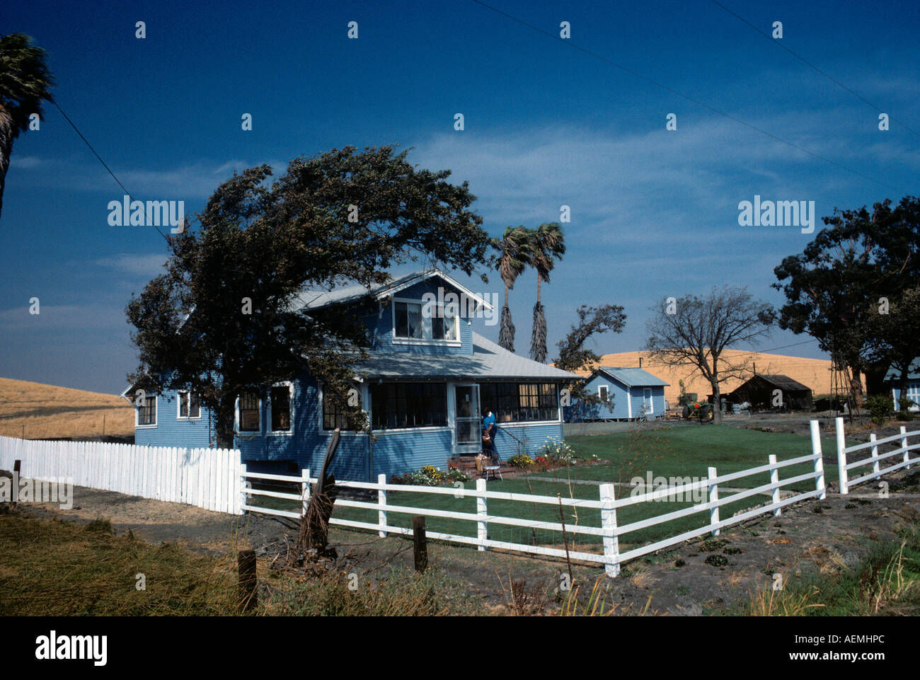 California country house hi-res stock photography and images - Alamy