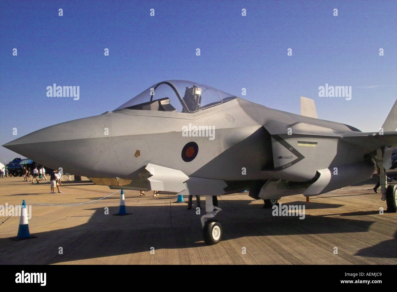 Jsf hi-res stock photography and images - Alamy