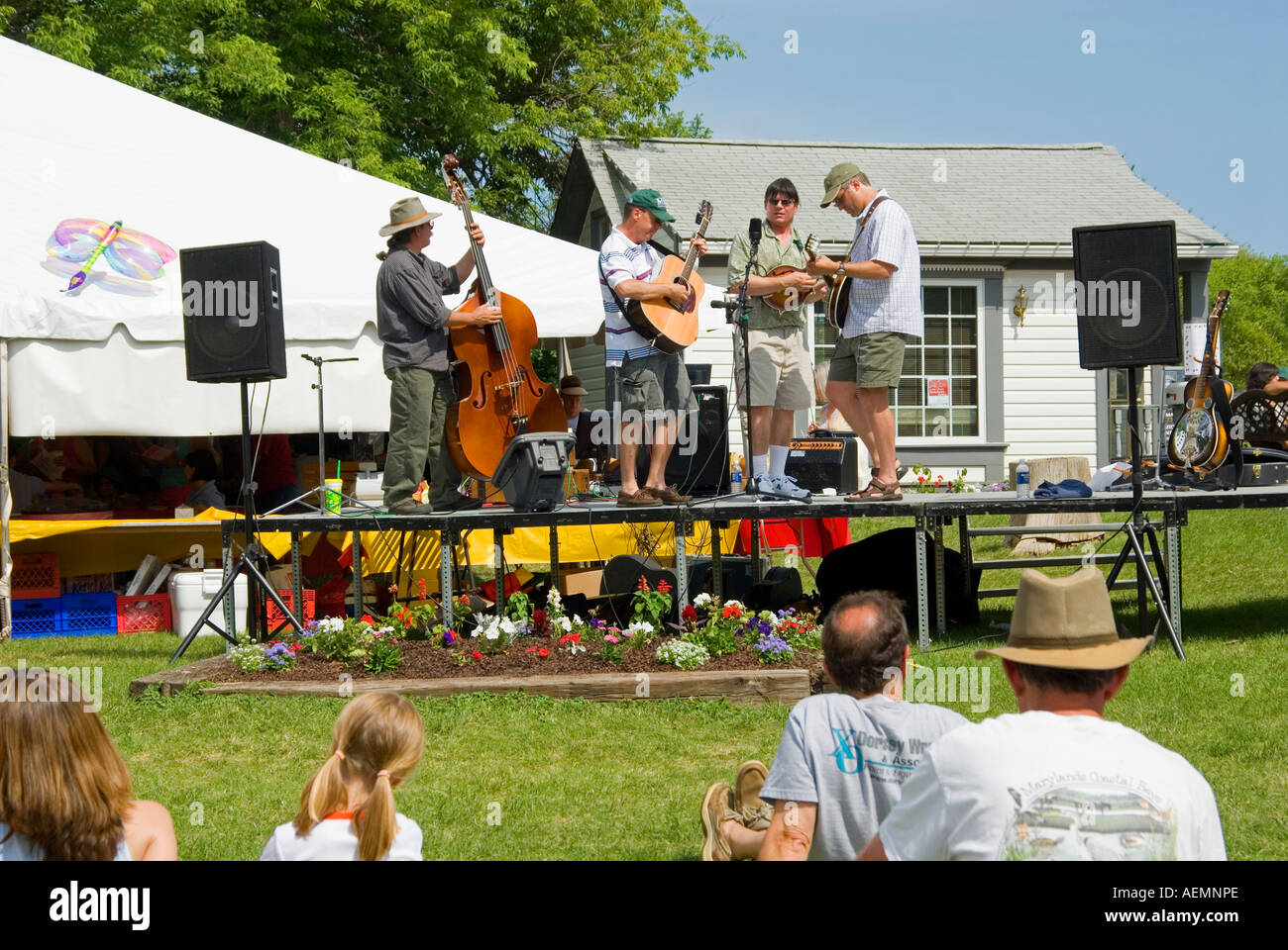 Middle kids band hi-res stock photography and images - Alamy
