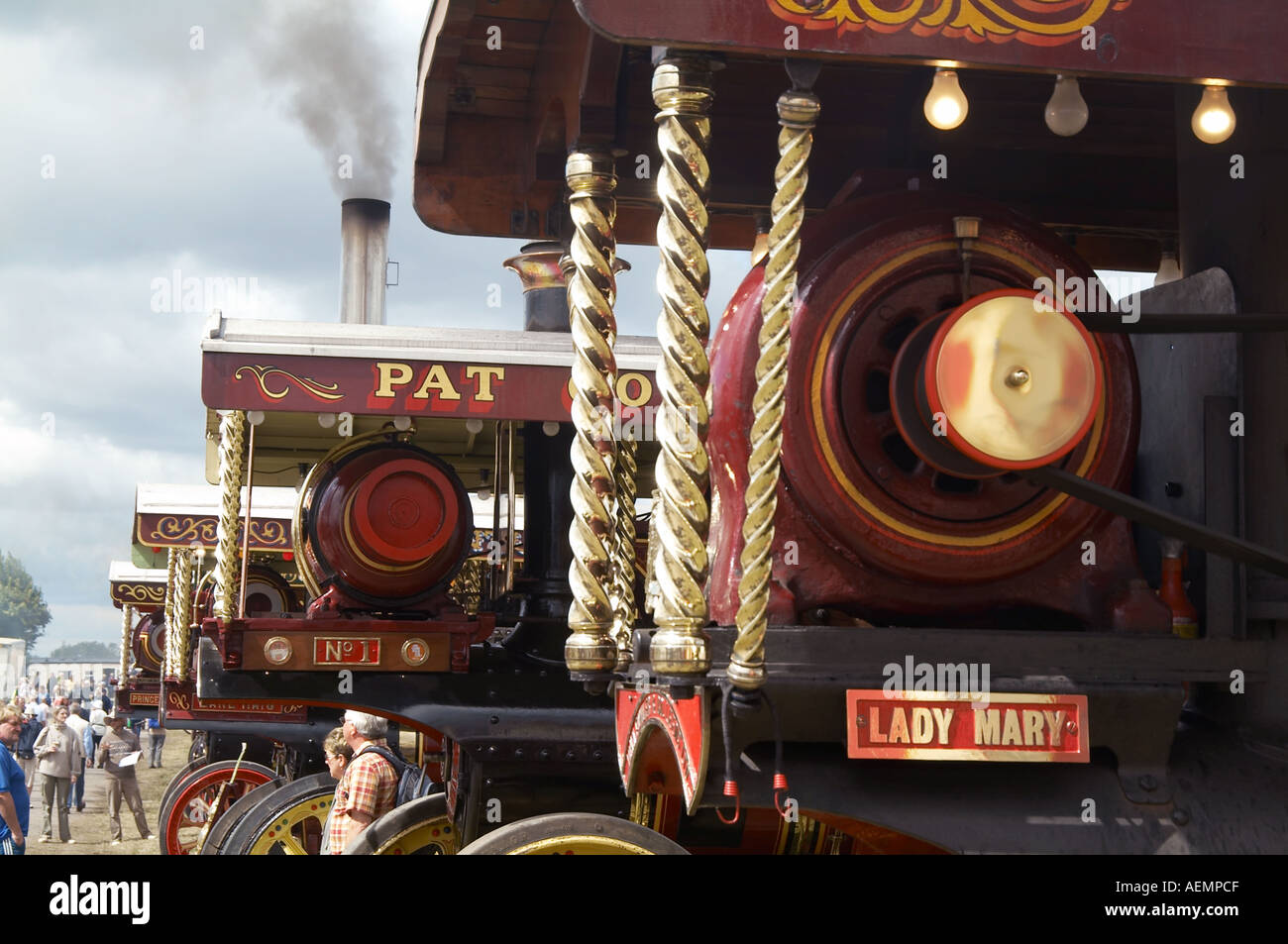 traction engine smoke steam power fire historic vechical funnel coal ...