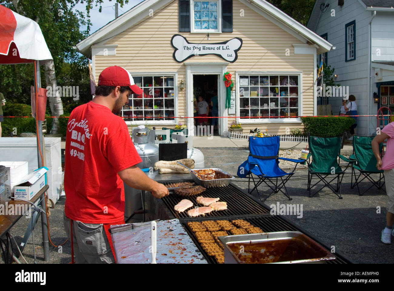 Festival Barbecue Vendor 2 Stock Photo - Alamy