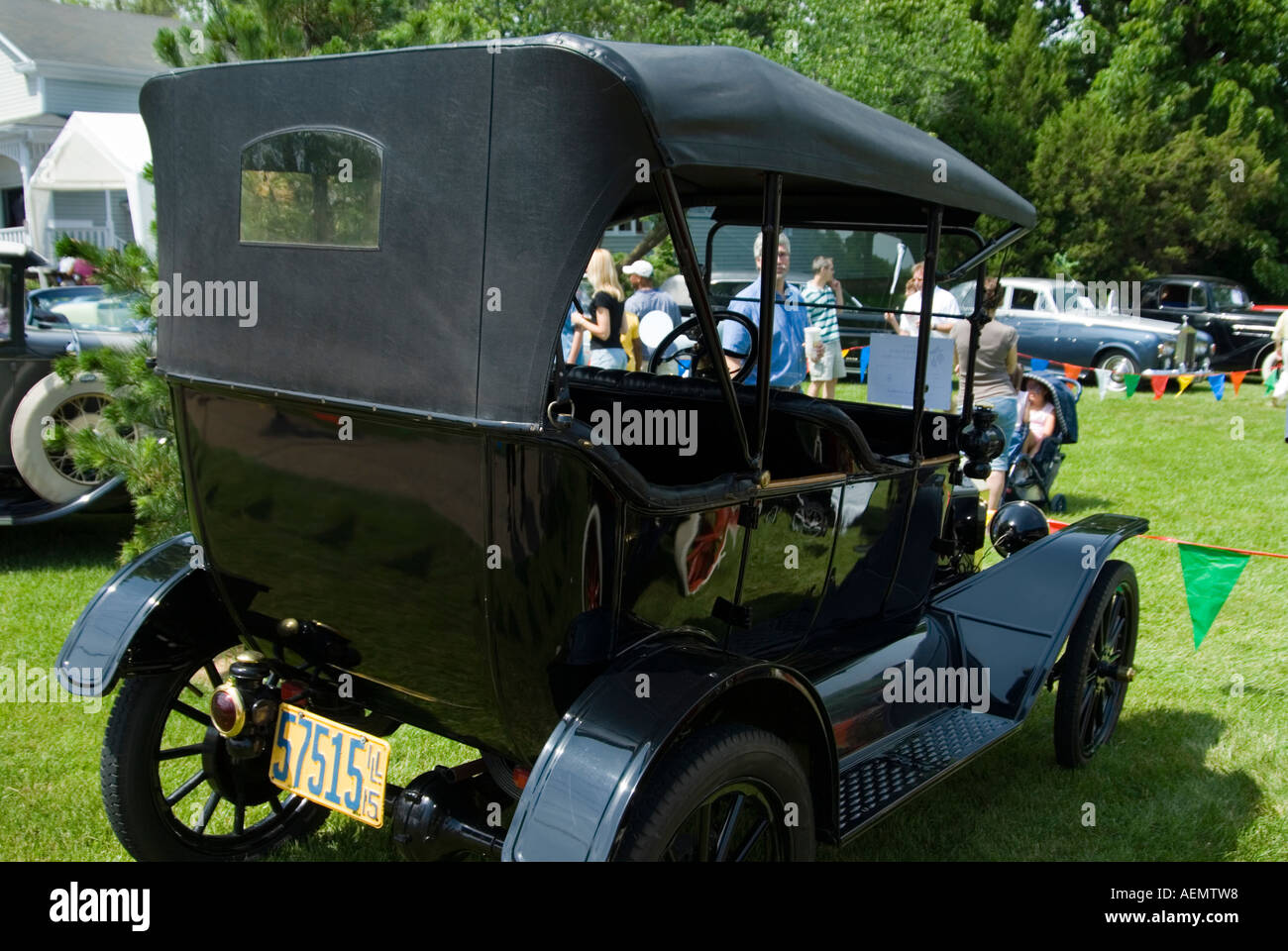 Old 1917 ford car hi-res stock photography and images - Alamy
