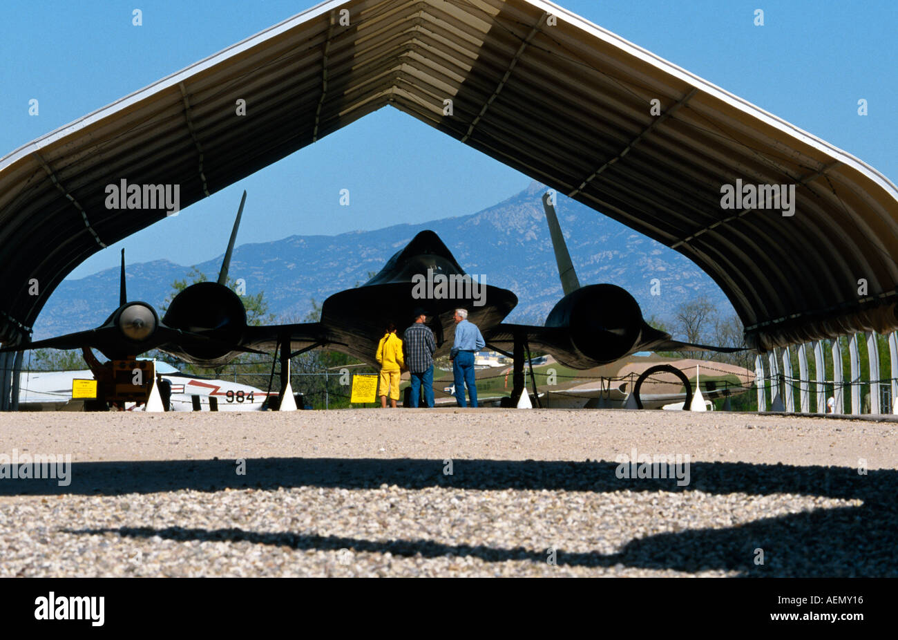 Lockheed sr 71 blackbird hi-res stock photography and images - Alamy