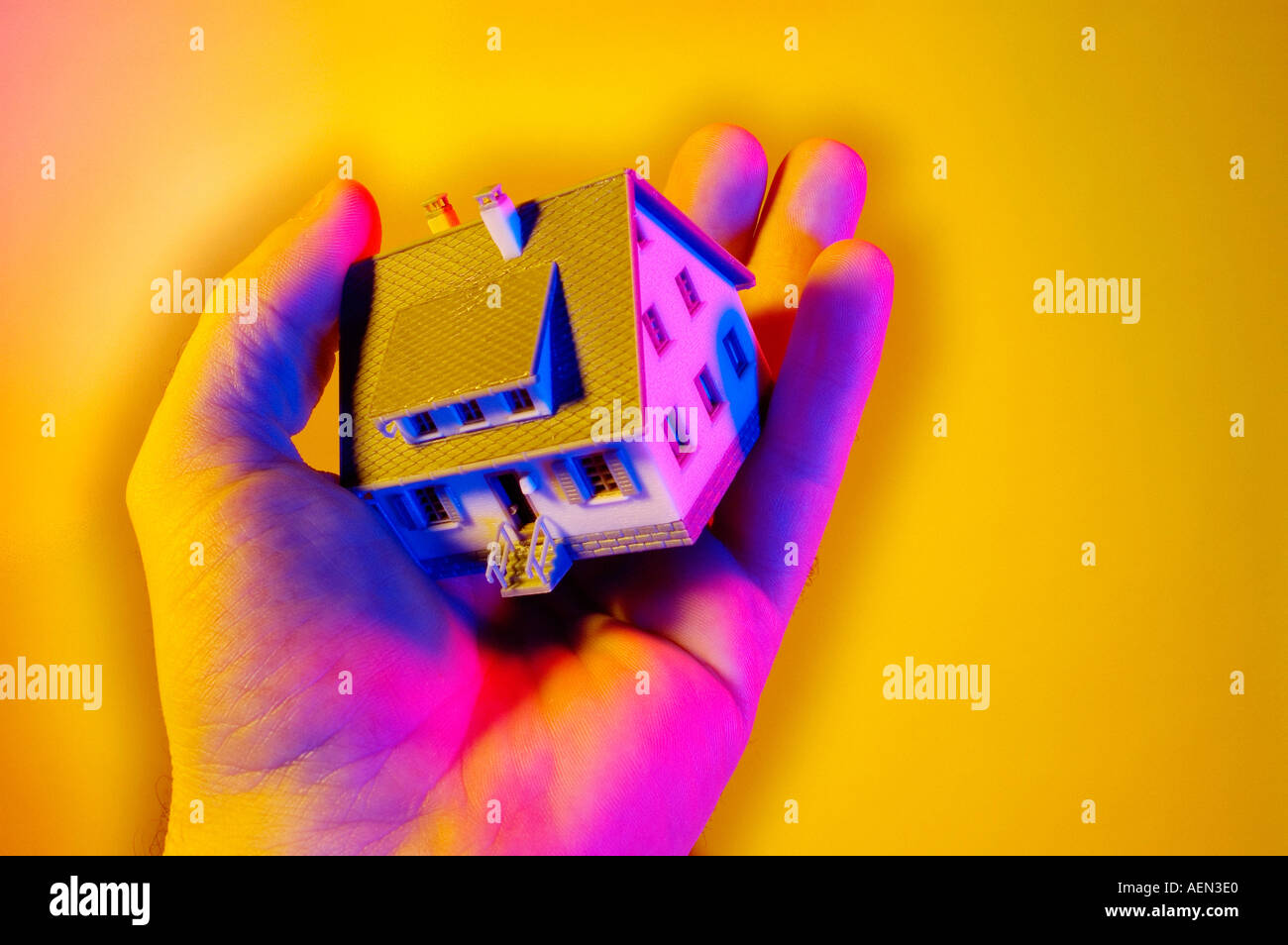 MINIATURE HOUSE MODEL Stock Photo - Alamy