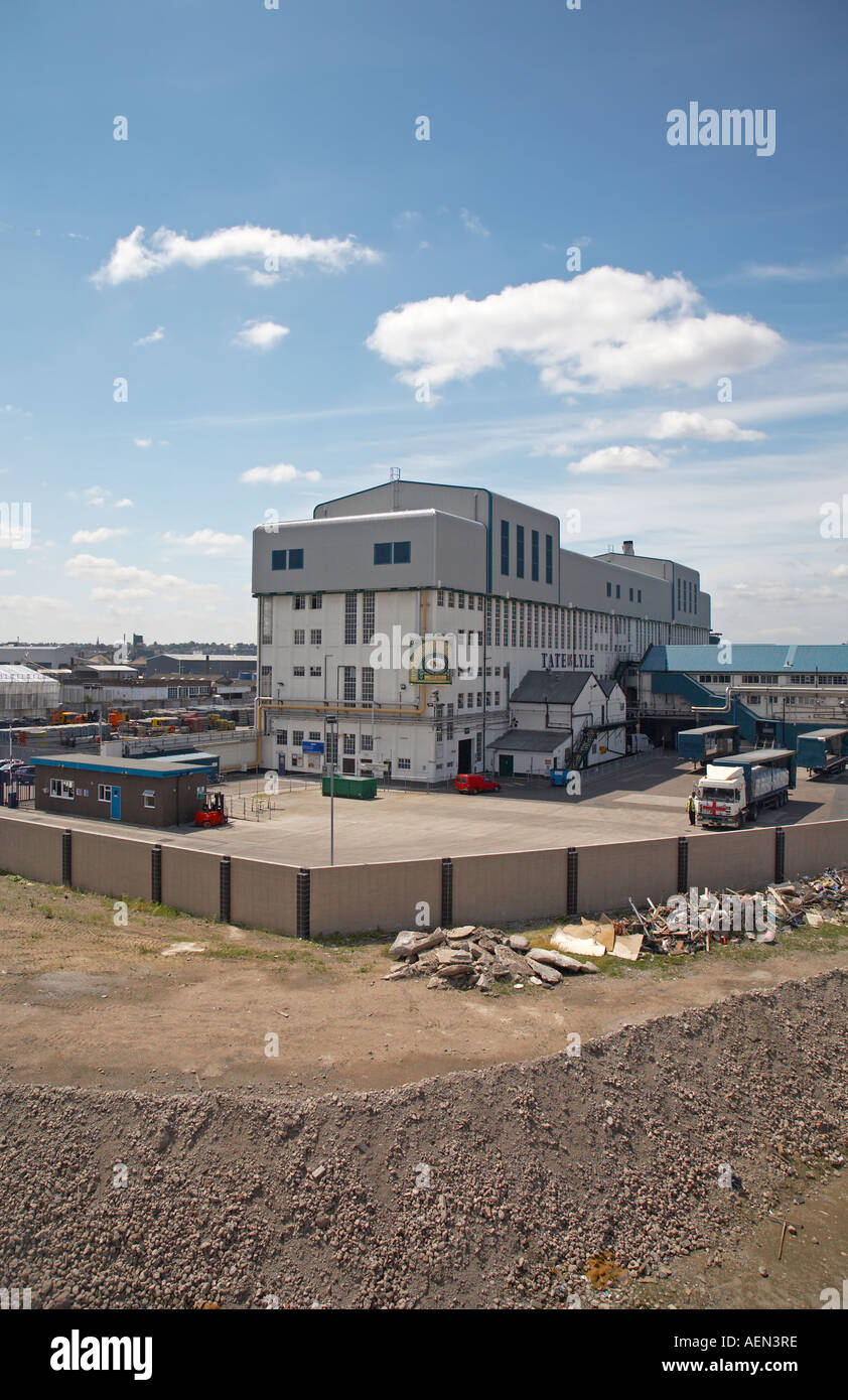 Lyles golden syrup factory Stock Photo - Alamy