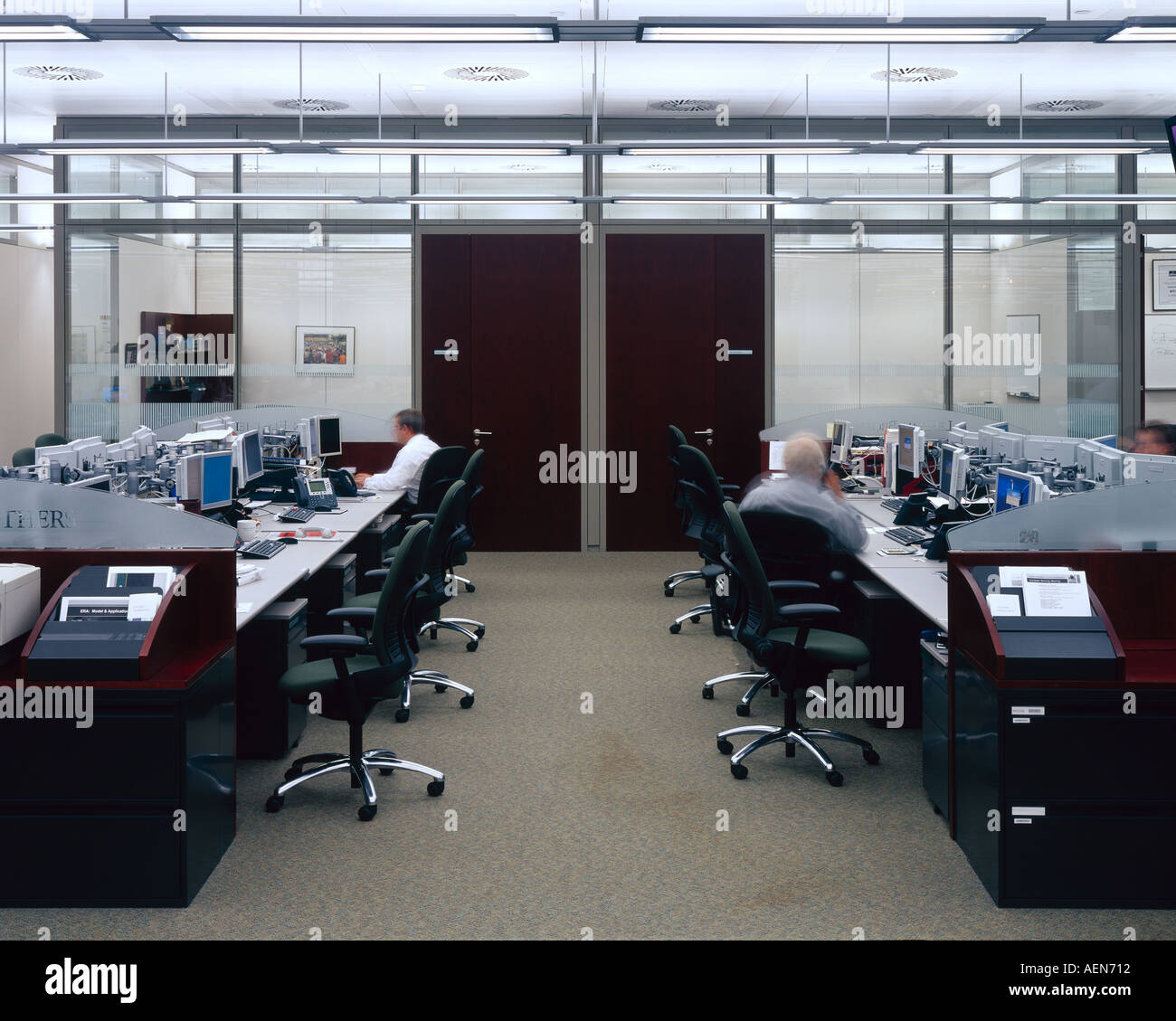 Lehman Brothers, 25 Bank Street, Canary Wharf, London, 2004. Office ...