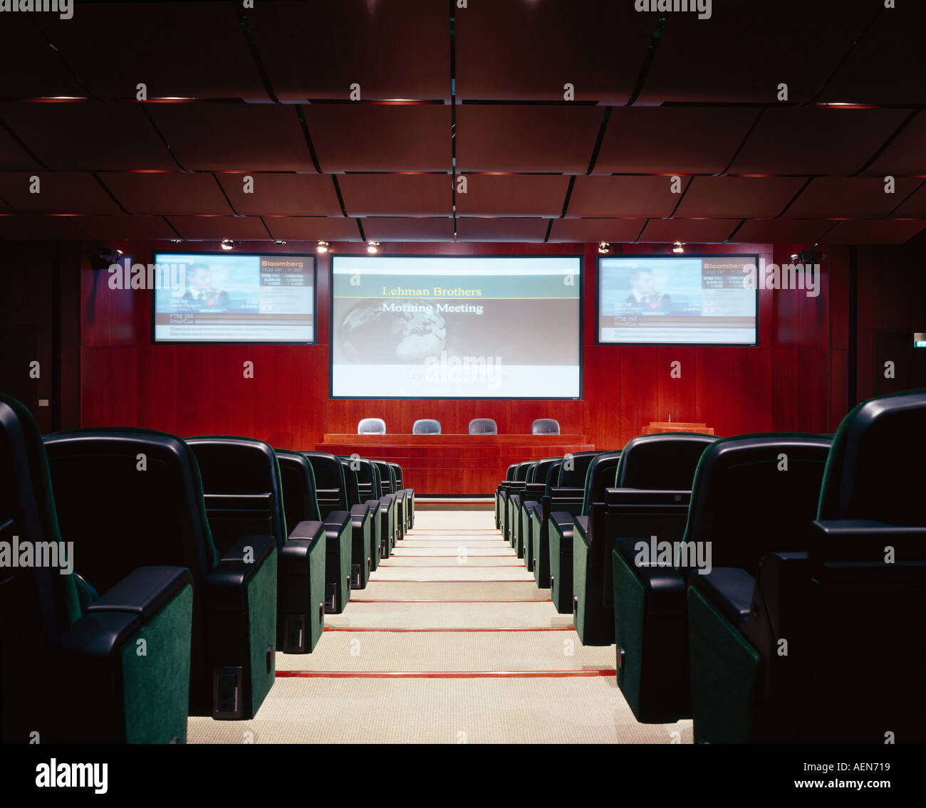 Lehman Brothers, 25 Bank Street, Canary Wharf, London, 2004. Lecture ...