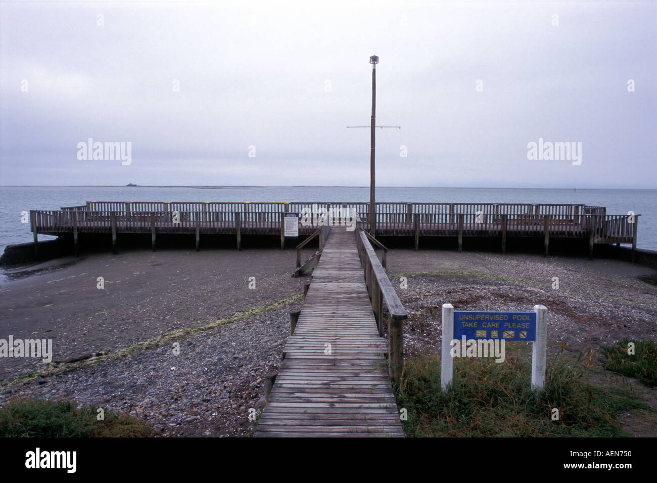 New zealand swimming pool hi-res stock photography and images - Alamy